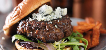 Tessi's Pizzeria | 15 Ermer Rd, Salem, NH 03079